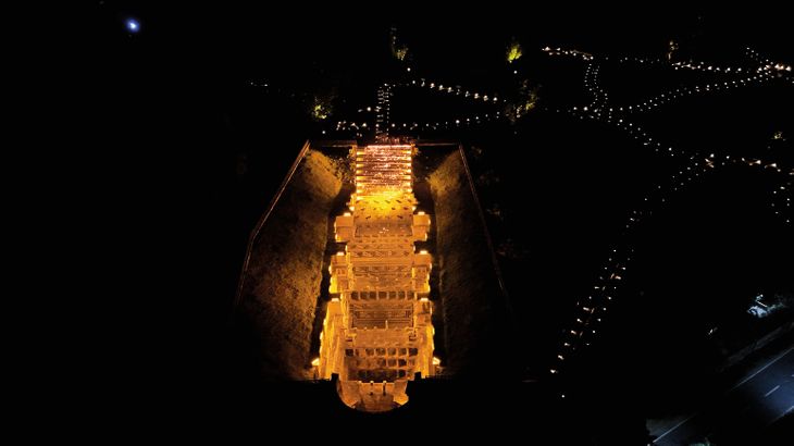 Laser light show at Ranaki Vav from the new year... The stone-by-stone ...