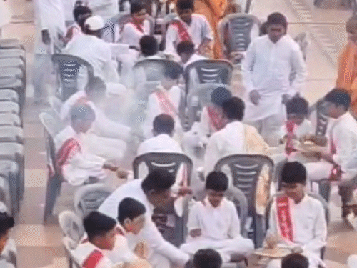 232 BAPS children memorized 315 Sanskrit verses