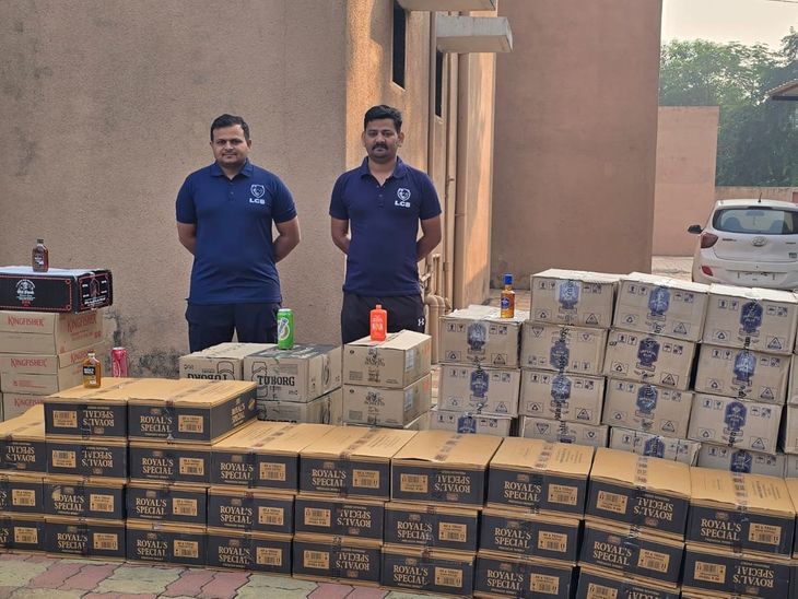 Surat LCB seizes liquor from Jolva village of Palsana | સુરત LCBએ ...