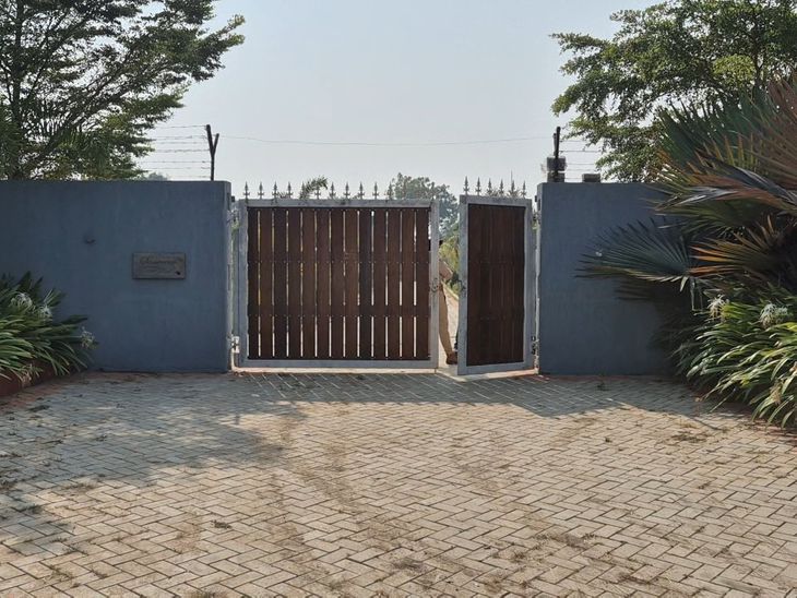 Padra Farmhouse Knife Point Robbery Guards Held