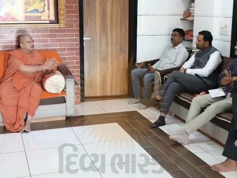 Minister Kaushik Vekariya Vadia Divyadham Temple Visited Blessed Prayed