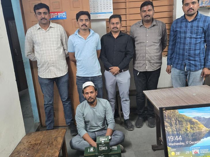 Two arrested for selling banned Gogo paper in Kadi