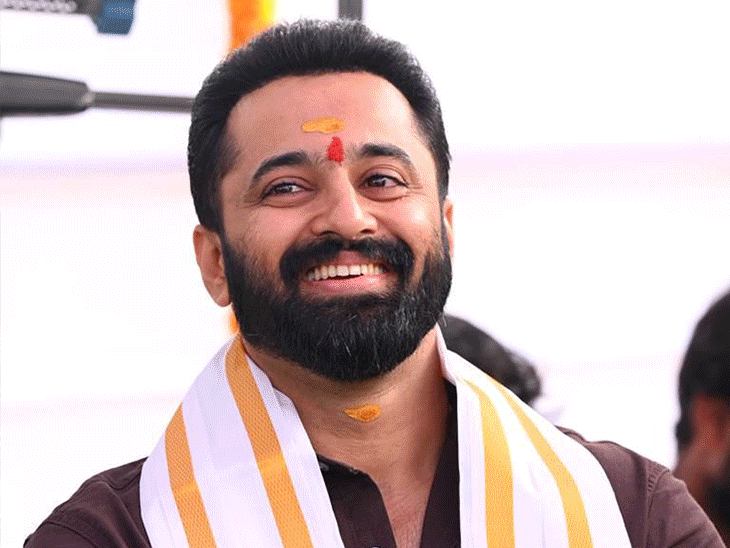 PM Modi Biopic 'Maa Vande' Begins Filming; 'Gujju-Mallu' Actor Unni ...