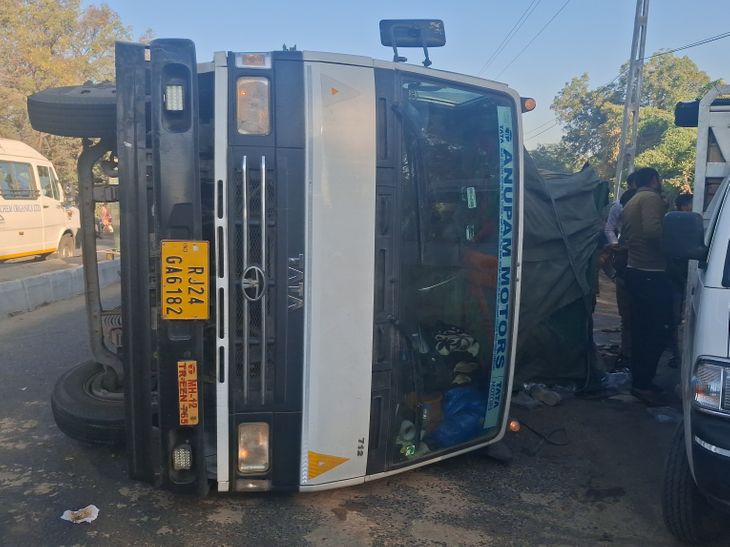 Sanand Liquor Filled Truck Overturns; Bootlegging Plan Fails PHOTOS ...