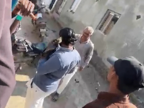AAP Leader Gopal Italia Shoe Throw Accused Shabbir Mir Beaten Viral VIDEOS