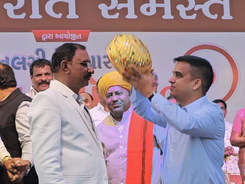Surat: Dy CM Harsh Sanghvi Urges Bharwad Community to Embrace Modernity ...