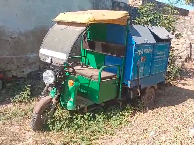 Dhrumath Village Waste Crisis; E-rickshaw Scrapped After Year