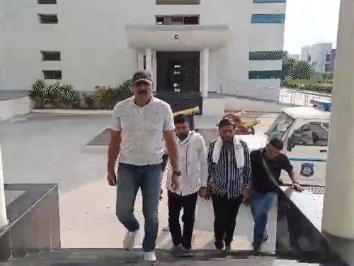 Botad Court Grants Bail to Raju Karpada, Pravin Ram & 5 Others in ...