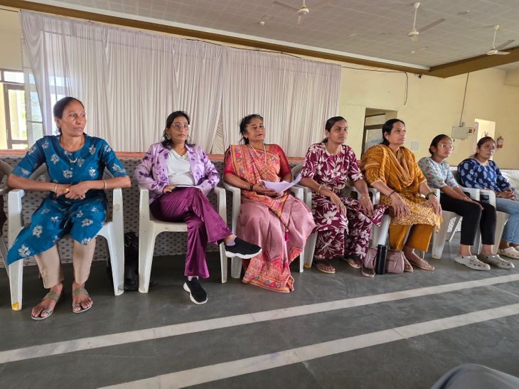 Patan Mahila Sw-Rojgar Melo: Art & Craft Exhibition-Sale | Self ...