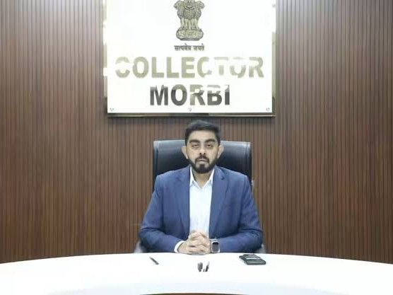 Morbi Gets New Collector Swapnil Khare | Commissioner Sangeeta Raiyani ...