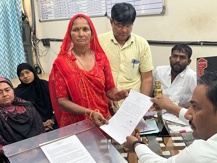 Sidhpur Taluka Panchayat Election: Congress Candidates File Nominations