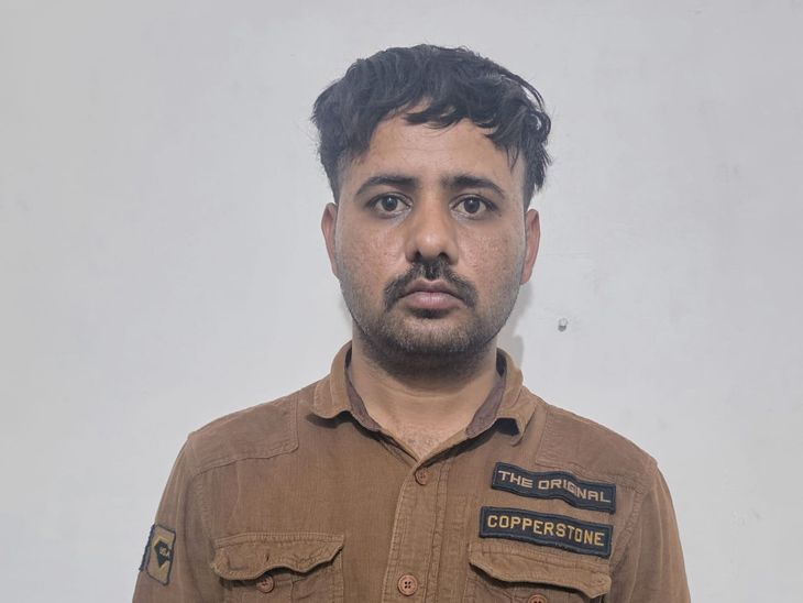 Fake Dy.SP. Held in Surendranagar by Rajkot Range Team
