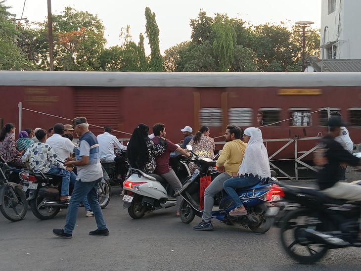 Junagadh Traffic Relief: New Station at Gofed Approved | Rail Traffic ...