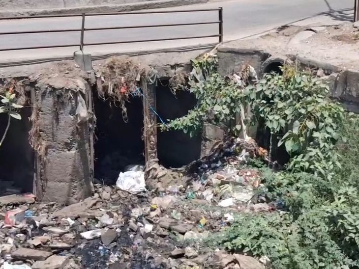 Junagadh Premonsoon Work Controversy; Public Anger | Opposition ...