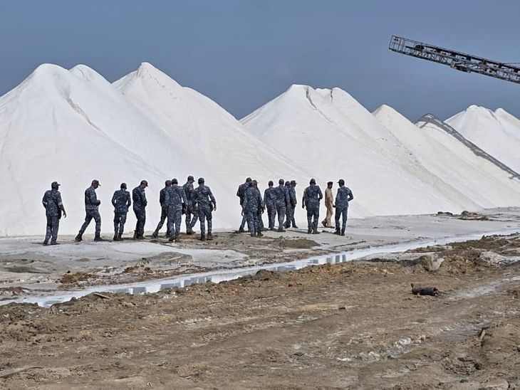 Jakhau Coast Security Tightened; Marine Task Force Drive | Gujarat ...