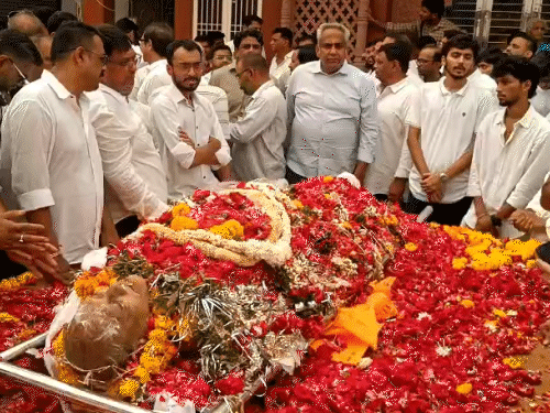 Vadodara MLA Yogesh Patel Passes Away; Final Rites Today | Manisha Vakil