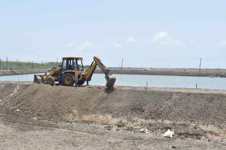 Authorities bulldoze 3 illegal Jinga ponds on government land in Borsi