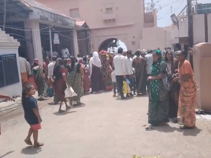 Gopnath Mahadev Darshan: Devotees Take Holy Sea Bath | Bhavnagar
