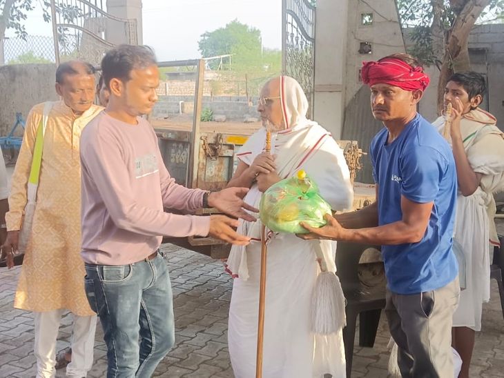 Palitad Panjarapole Visit: Gurudevs Inspiration Leads to Ration Kits ...