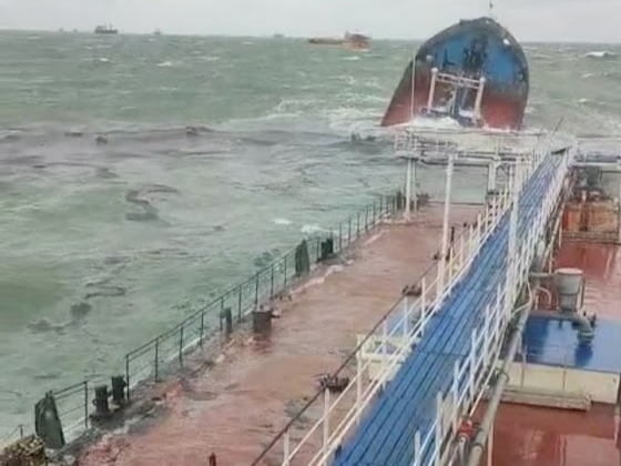 Russian tanker split in half, spilling oil into Kerch Strait