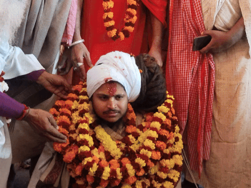 Siyaram anointed at Digambar Ani Akhada; left home at 13 to embrace ...
