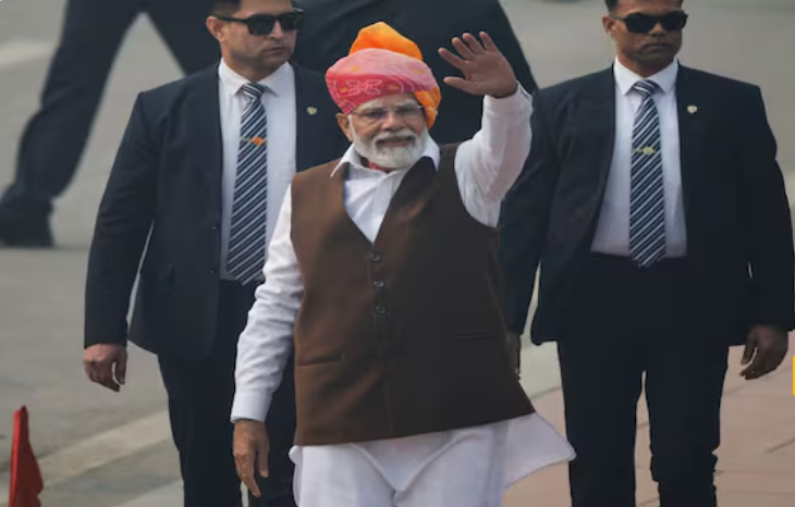 PM Narendra Modi red yellow pagdi in Republic day have a look at his ...
