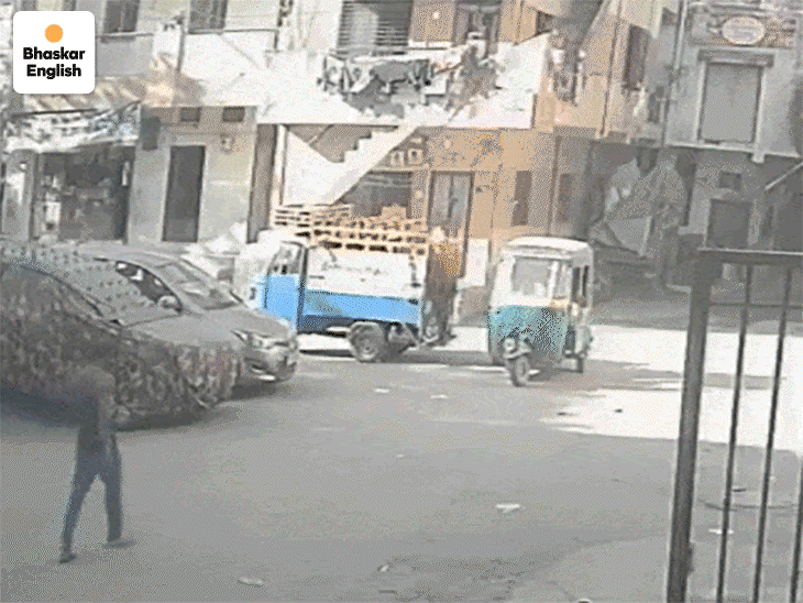 Gas cylinder thief caught in Surat: Accused tied and beaten in public ...
