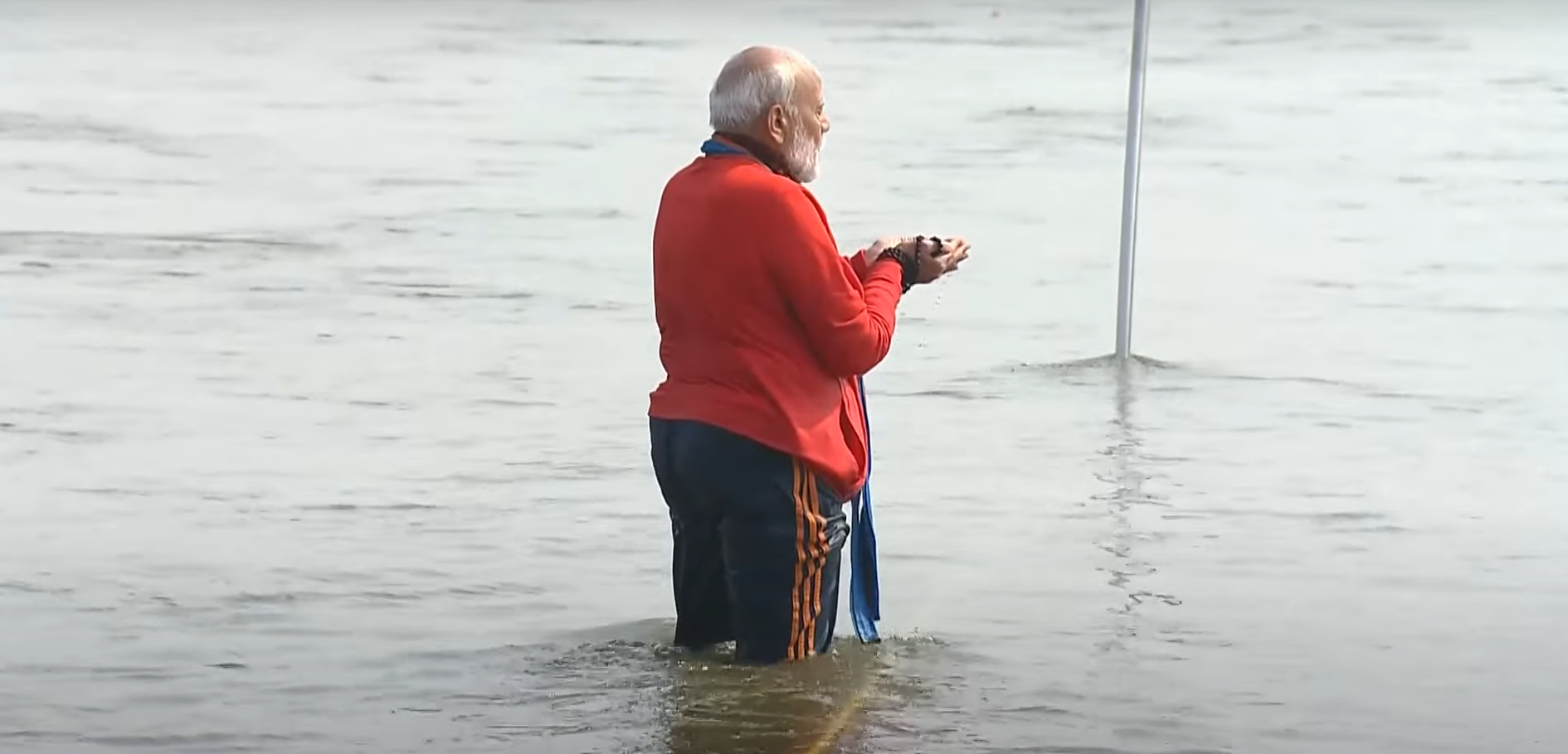 PM Modi reaches Prayagraj | Bhaskar English