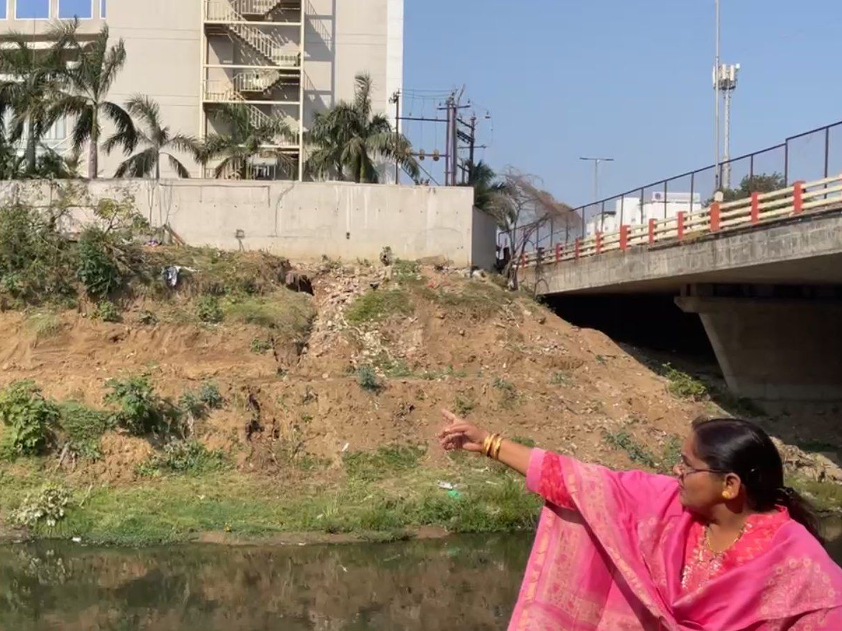 BJP Corporator Complains About Sayaji Hotel Polluting Vishwamitri River