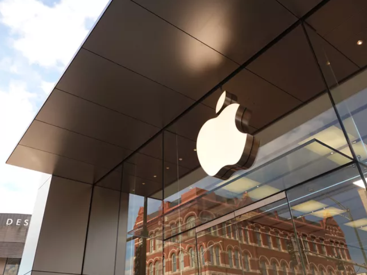 Apple hits new milestone in India | Bhaskar English