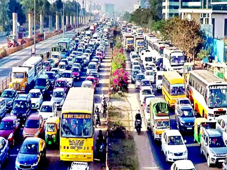HSR Layout flyover closed for Metro work, causing severe congestion on ...