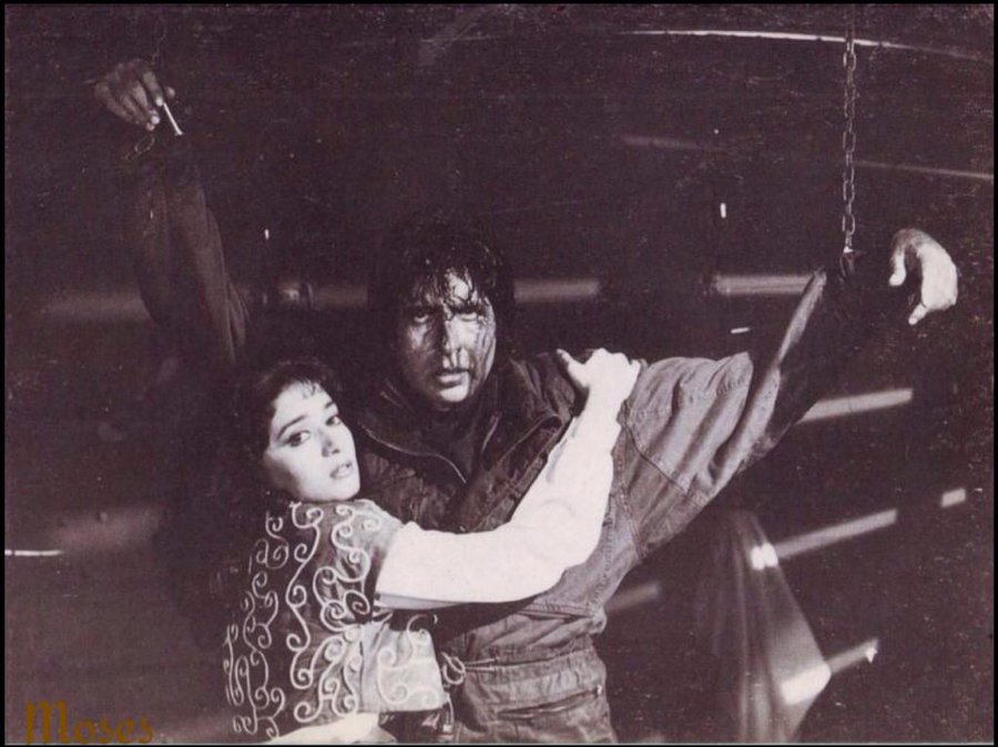 When Madhuri Dixit's tantrums left Amitabh Bachchan annoyed big b dhak dhak girl never worked ...