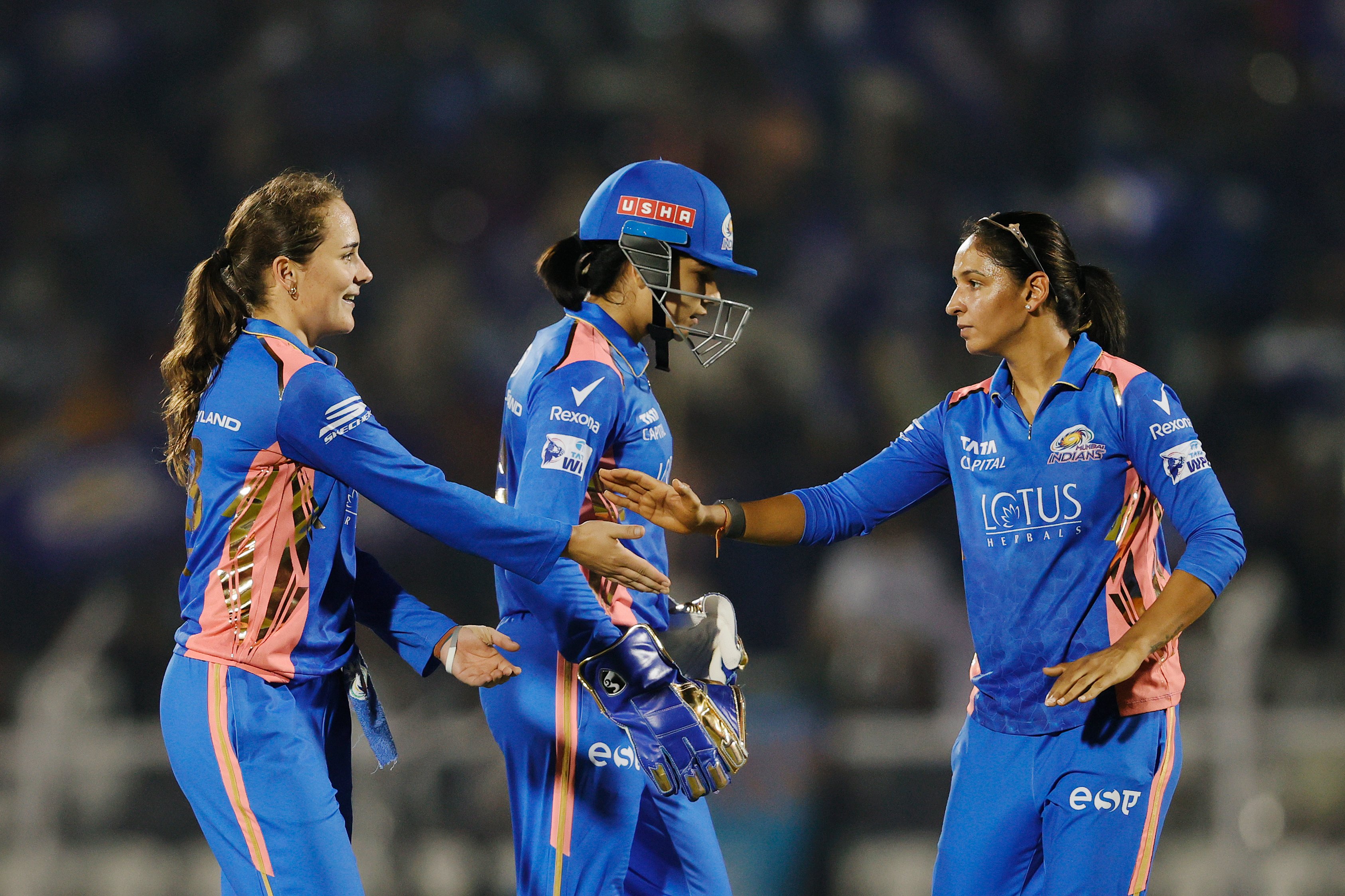 Mumbai Indians vs Royal Challengers Bengaluru, WPL 2025: MI vs RCB live scorecard, Harmanpreet ...