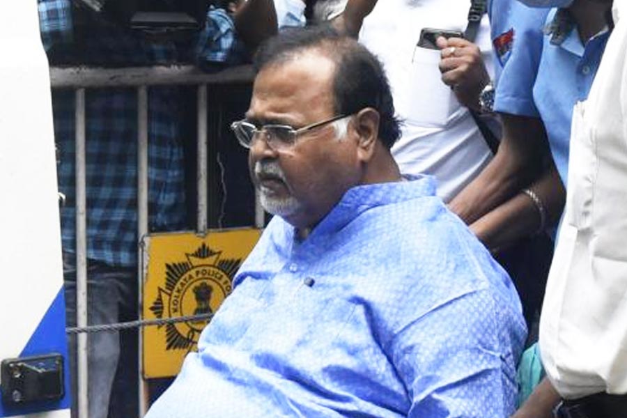 Former Education Minister Partha Chatterjee falls ill again, Presidency ...