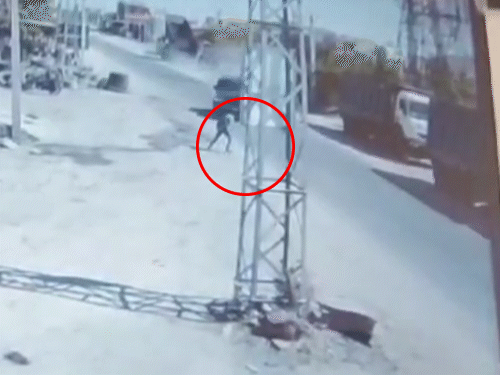 9th class student hit by Thar in shocking incident