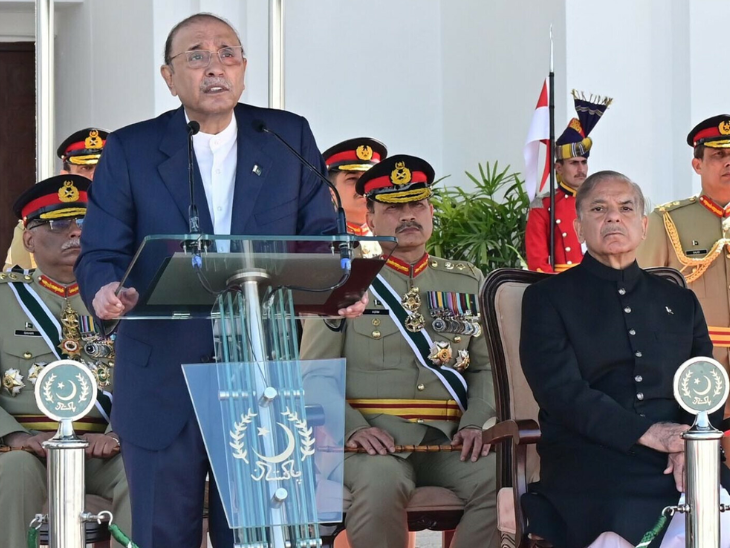 Pakistan President Zardari stumbles through speech; Messed up words ...