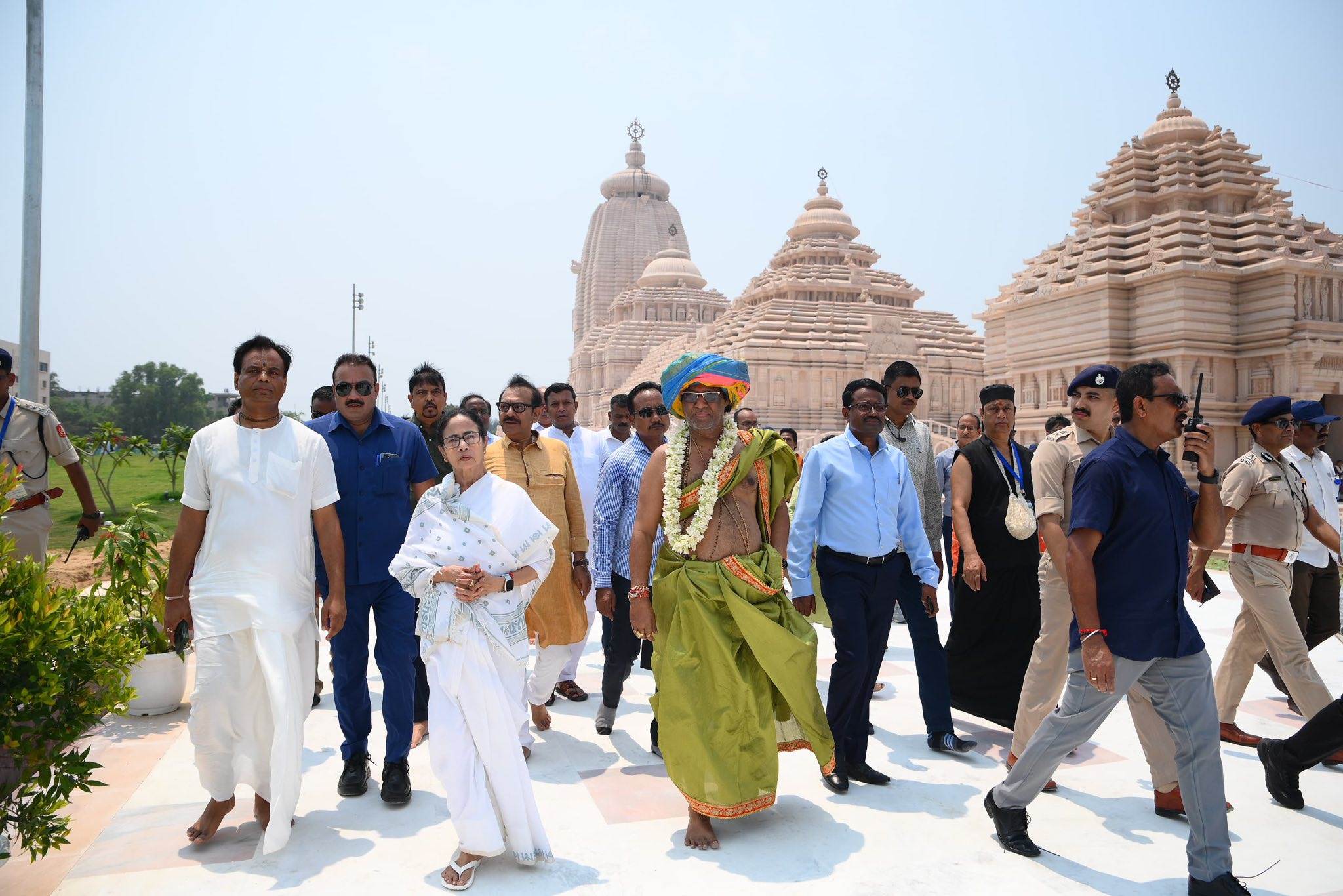 Mamata Banerjee visits Digha Jagannath Temple ahead of consecration ceremony: Bengal CM praised ...