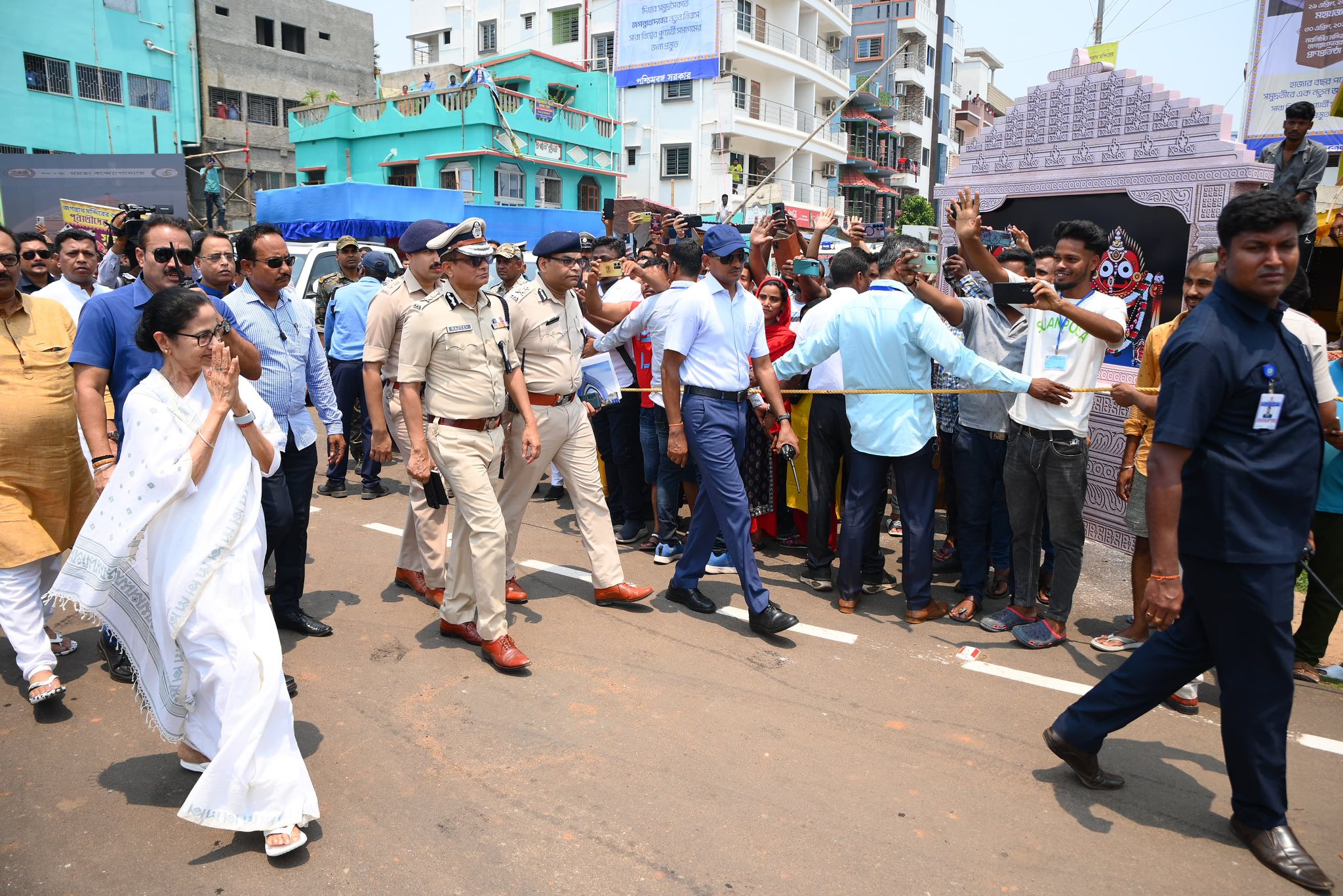 Mamata Banerjee visits Digha Jagannath Temple ahead of consecration ceremony: Bengal CM praised ...
