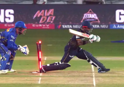 Shubman Gill's awkward exchange with Hardik Pandya - watch: Kusal Mendis' bizarre hit-wicket ...