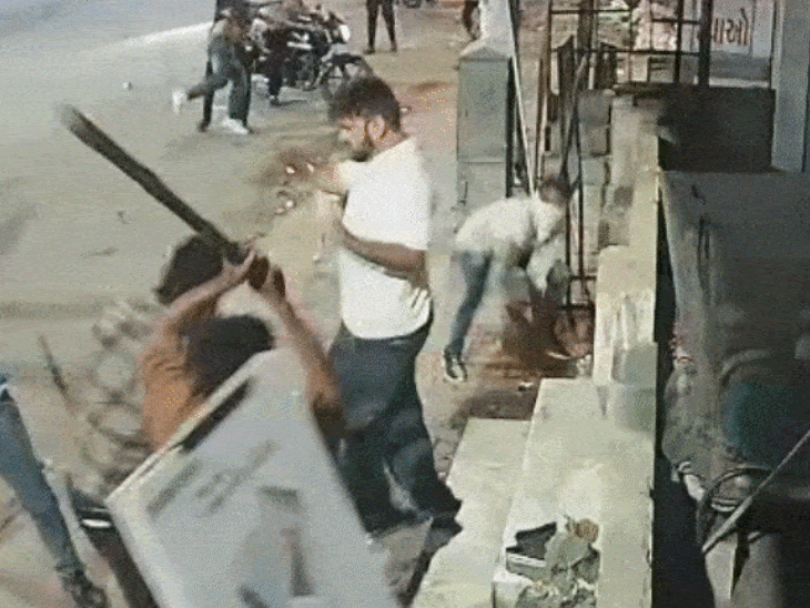 Mob attacks businessman in Ahmedabad over financial dispute: Victim ...