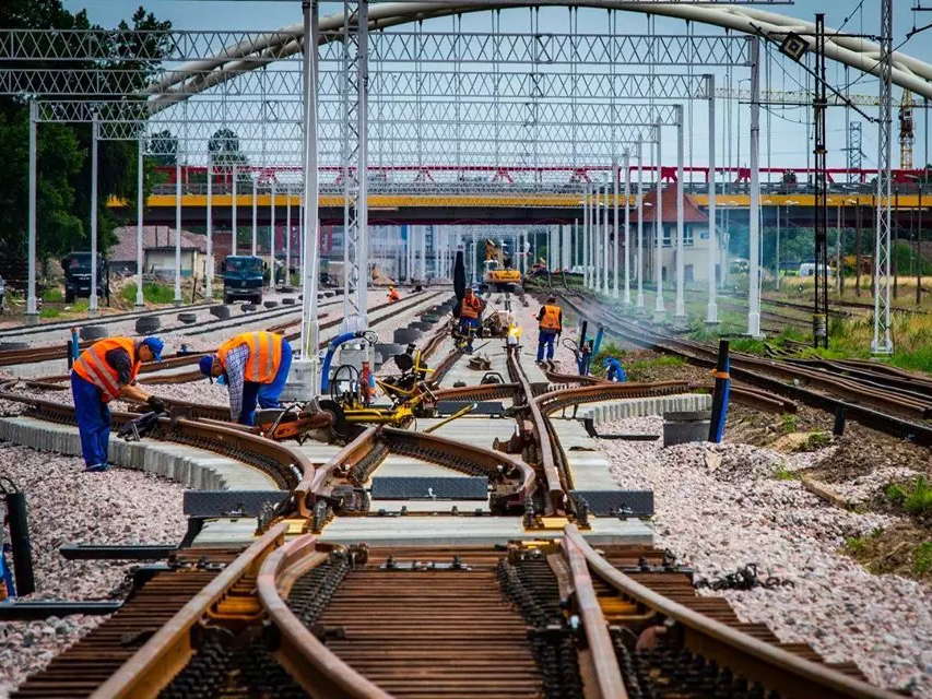 ₹6,405 Cr Railway Projects Approved: 318 km Tracks to Connect 28 Lakh ...