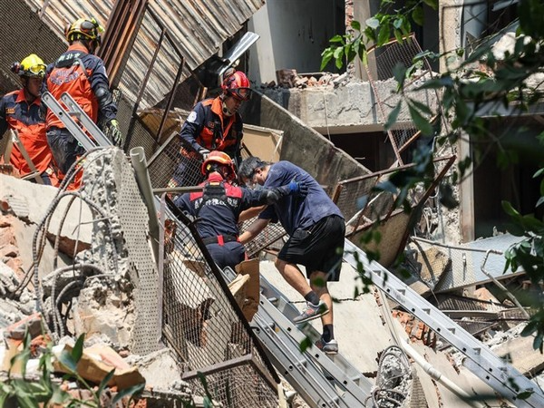 Magnitude 6.4 earthquake hits off Taiwan's east coast Island's Central ...