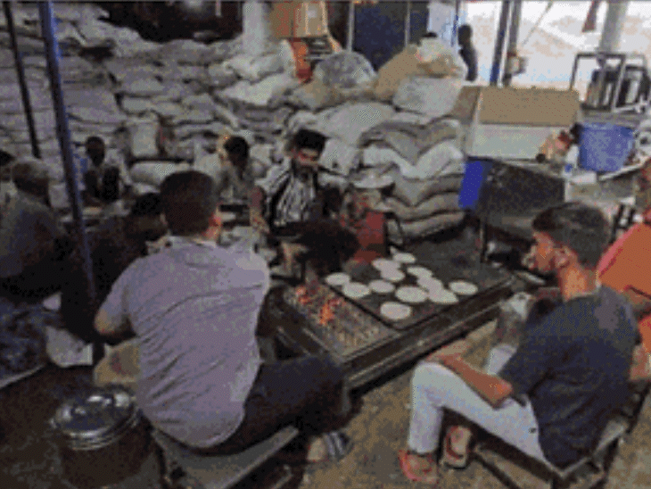 Gujarati Bhandara serves pilgrims non-stop during Amarnath Yatra; 27 ...
