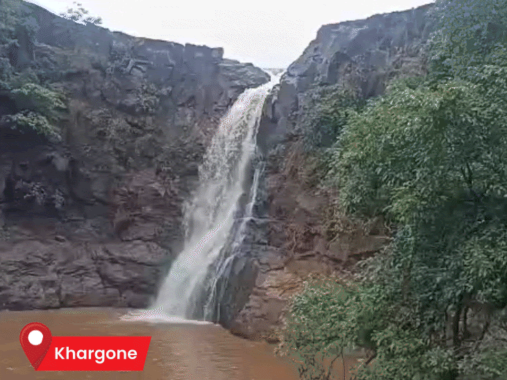 Monsoon transforms MP's landscape: Waterfalls flowing again in Shivpuri ...