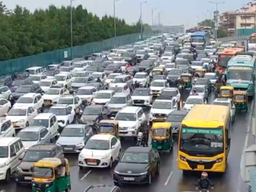 Delhi NCR Rains Bring Relief from Heat but Trigger Waterlogging, Traffic Chaos in Noida ...