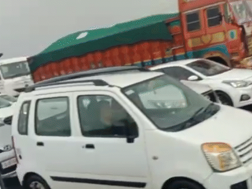 rajkot jetpur highway protest draws nitin gadkari attention no road no ...