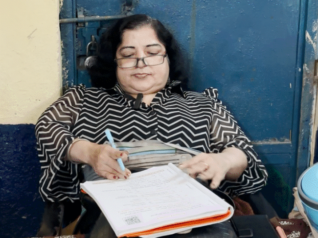Indore teacher seeks Euthanasia from President; Chandrakanta suffers ...