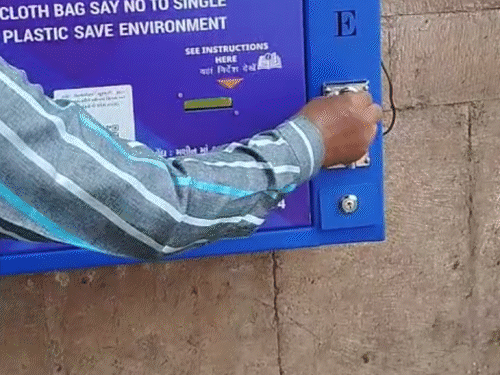 Vadodara introduces innovative cloth bag vending machines,Residents can ...