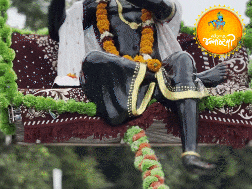 Rajkot transforms into Mathura-Gokul for Janmashtami celebrations