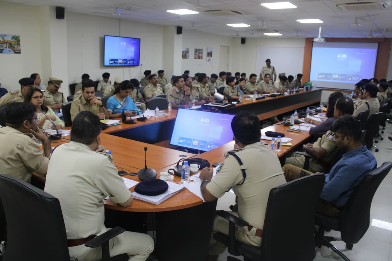 Bhopal top cop orders installation of CCTVs amid festive season ...